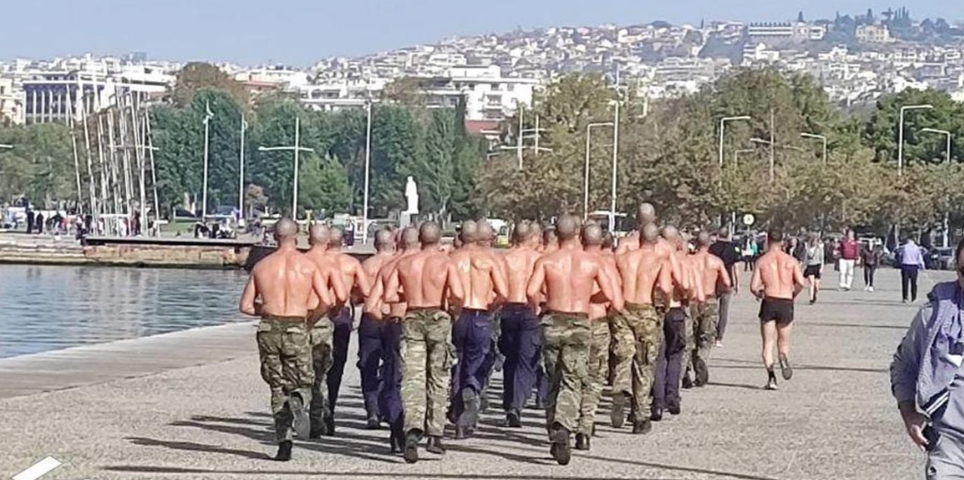 Κάγκελο οι Θεσσαλονικείς βλέποντας ημίγυμνους ΟΥΚάδες στη Νέα Παραλία!