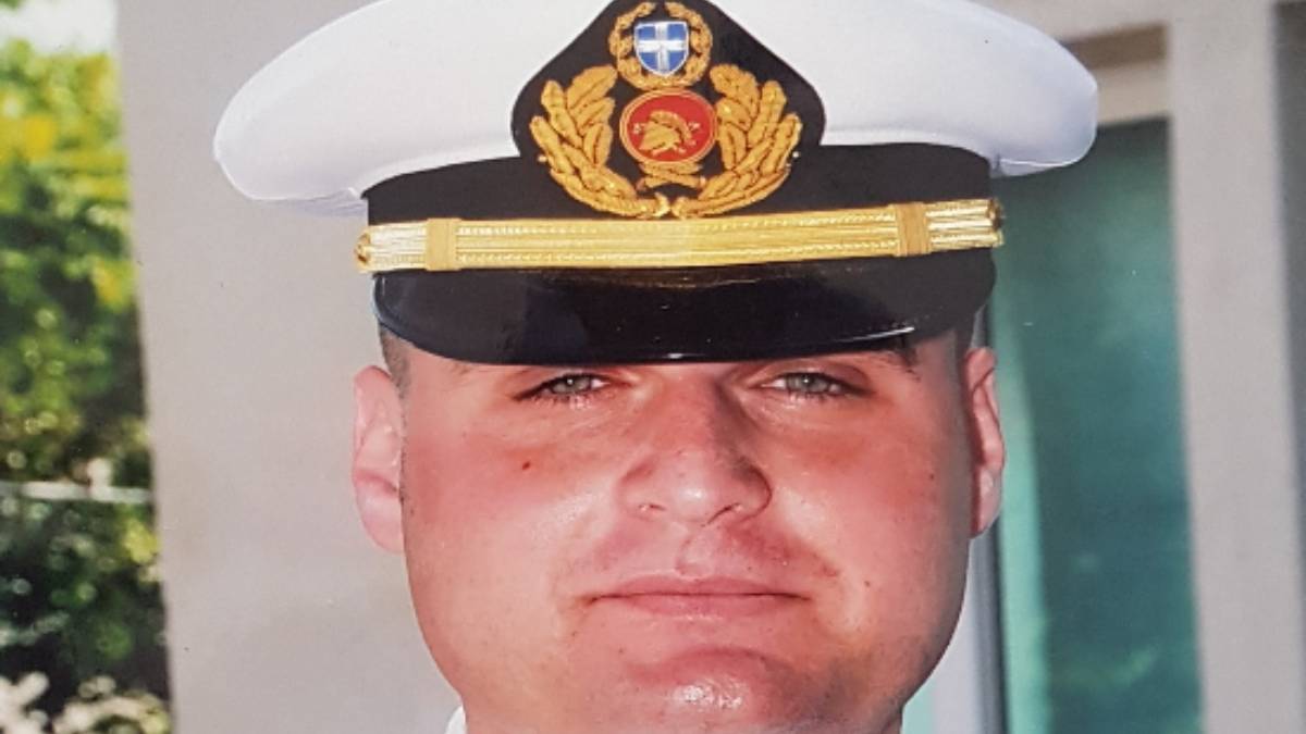 Θρήνος στην Πυροσβεστική: Νεκpός “μπαμ και κάτω” ο Παναγιώτης Οικονόμου ...