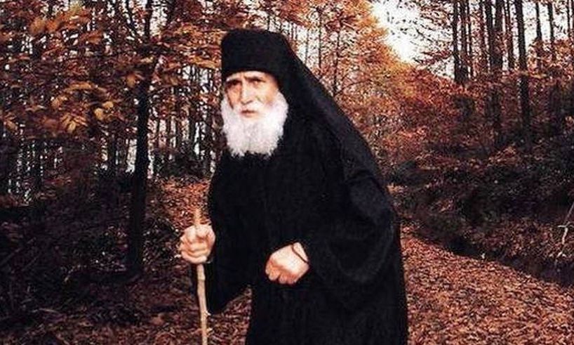 Άγιος Παΐσιος: Τι είναι η κατάρα ή το ανάθεμα – Πότε πιάνει και τι λένε ...