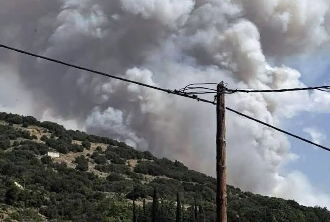 EKTAKTO TΩΡΑ – ΤΕPAΣΤΙΑ ΦΩΤΙΑ ΚΑΙΕΙ ΠΑΝΕΜΟΡΦΟ ΜΕΡΟΣ ΤΗΣ ΕΛΛΑΔΑΣ
