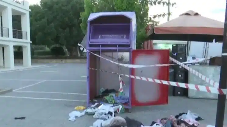 Σοκ στη Γλυφάδα: Νεκρός άνδρας που μπήκε σε κάδο ανακύκλωσης για να ...