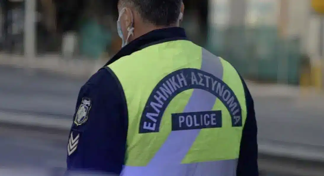 Σχεδόν 30 αστυνομικοί εμπλέκονται στη δικογραφία για «φακελάκια» – Πώς ...
